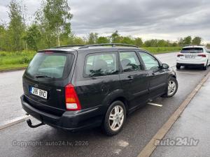 Black Ford Focus 2005 in Tallinn, with an engine capacity of 1.80 L and mileage of 219 thousand km for 999 €, photo 5 on AUTOMOTO.COM.LV