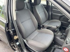 Black Ford Focus 2005 in Tallinn, with an engine capacity of 1.80 L and mileage of 219 thousand km for 999 €, photo 10 on AUTOMOTO.COM.LV