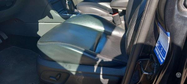 Black Ford Focus 2005 in Klaipeda, with an engine capacity of 2.00 L and mileage of 222 thousand km for 1500 €, photo 9 on AUTOMOTO.COM.LV