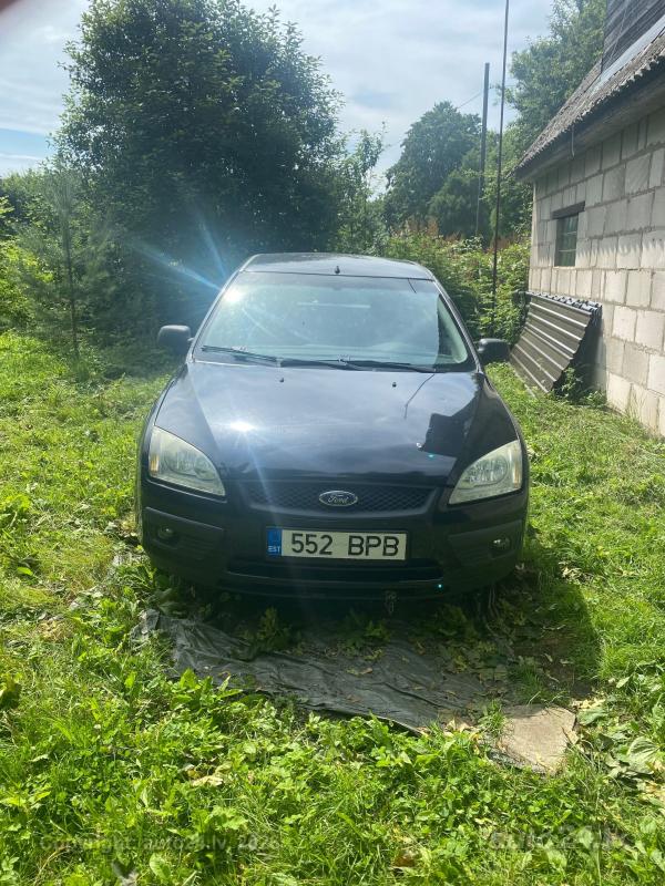 Melns Ford Focus 2005 Tallina, ar dzinēja tilpumu 1.60 L un nobraukumu 303 tūkst. km par 900 €, foto 2 vietnē AUTOMOTO.COM.LV