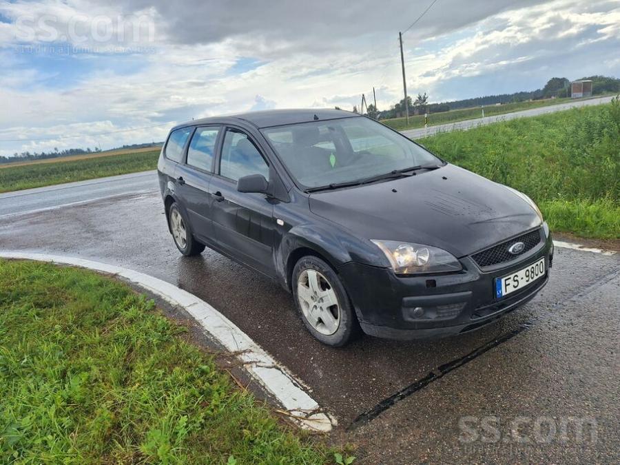 Melns Ford Focus 2006 Tukums, ar dzinēja tilpumu 1.60 L un nobraukumu 340 tūkst. km par 1000 €, foto 1 vietnē AUTOMOTO.COM.LV