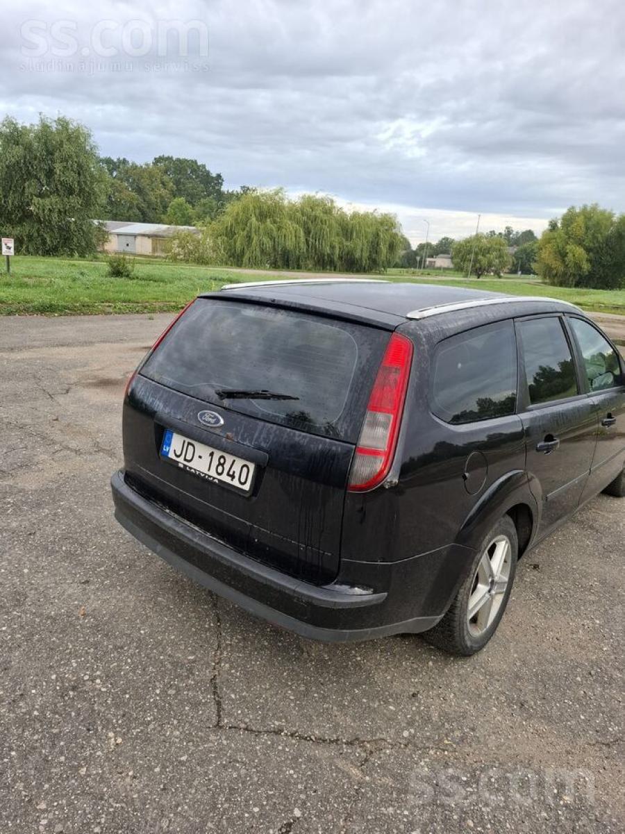 Melns Ford Focus 2006 Dobele, ar dzinēja tilpumu 1.60 L un nobraukumu 325 tūkst. km par 1200 €, foto 4 vietnē AUTOMOTO.COM.LV