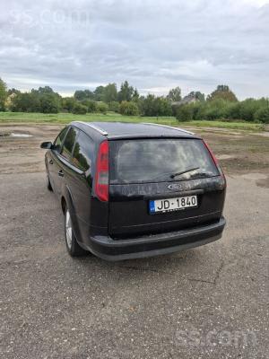 Melns Ford Focus 2006 Dobele, ar dzinēja tilpumu 1.60 L un nobraukumu 325 tūkst. km par 1200 €, foto 5 vietnē AUTOMOTO.COM.LV