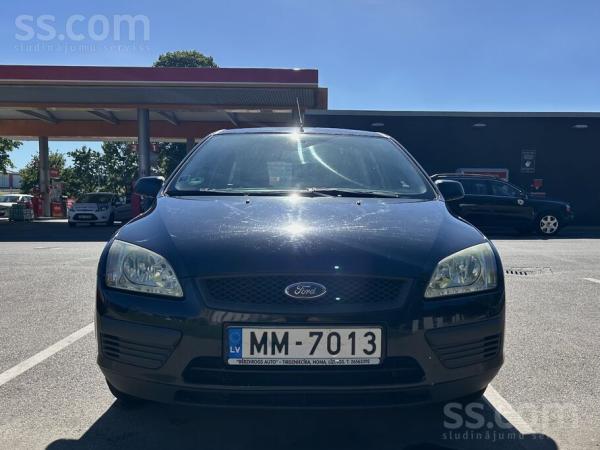 Black Ford Focus 2007 in Riga, with an engine capacity of 1.60 L and mileage of 242 thousand km for 1500 €, photo 3 on AUTOMOTO.COM.LV