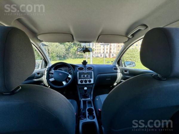 Black Ford Focus 2007 in Riga, with an engine capacity of 1.60 L and mileage of 242 thousand km for 1500 €, photo 8 on AUTOMOTO.COM.LV