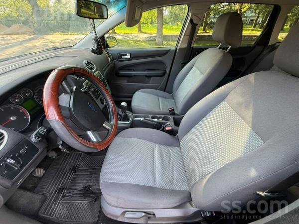 Melns Ford Focus 2007 Jelgava, ar dzinēja tilpumu 1.60 L un nobraukumu 360 tūkst. km par 1400 €, foto 8 vietnē AUTOMOTO.COM.LV