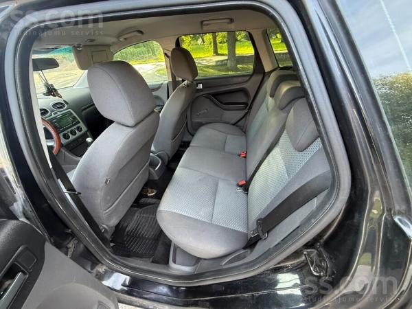 Melns Ford Focus 2007 Jelgava, ar dzinēja tilpumu 1.60 L un nobraukumu 360 tūkst. km par 1400 €, foto 10 vietnē AUTOMOTO.COM.LV