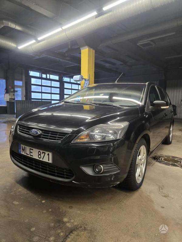 Melns Ford Focus 2008 Viļņa, ar dzinēja tilpumu 1.56 L un nobraukumu 278 tūkst. km par 1600 €, foto 2 vietnē AUTOMOTO.COM.LV