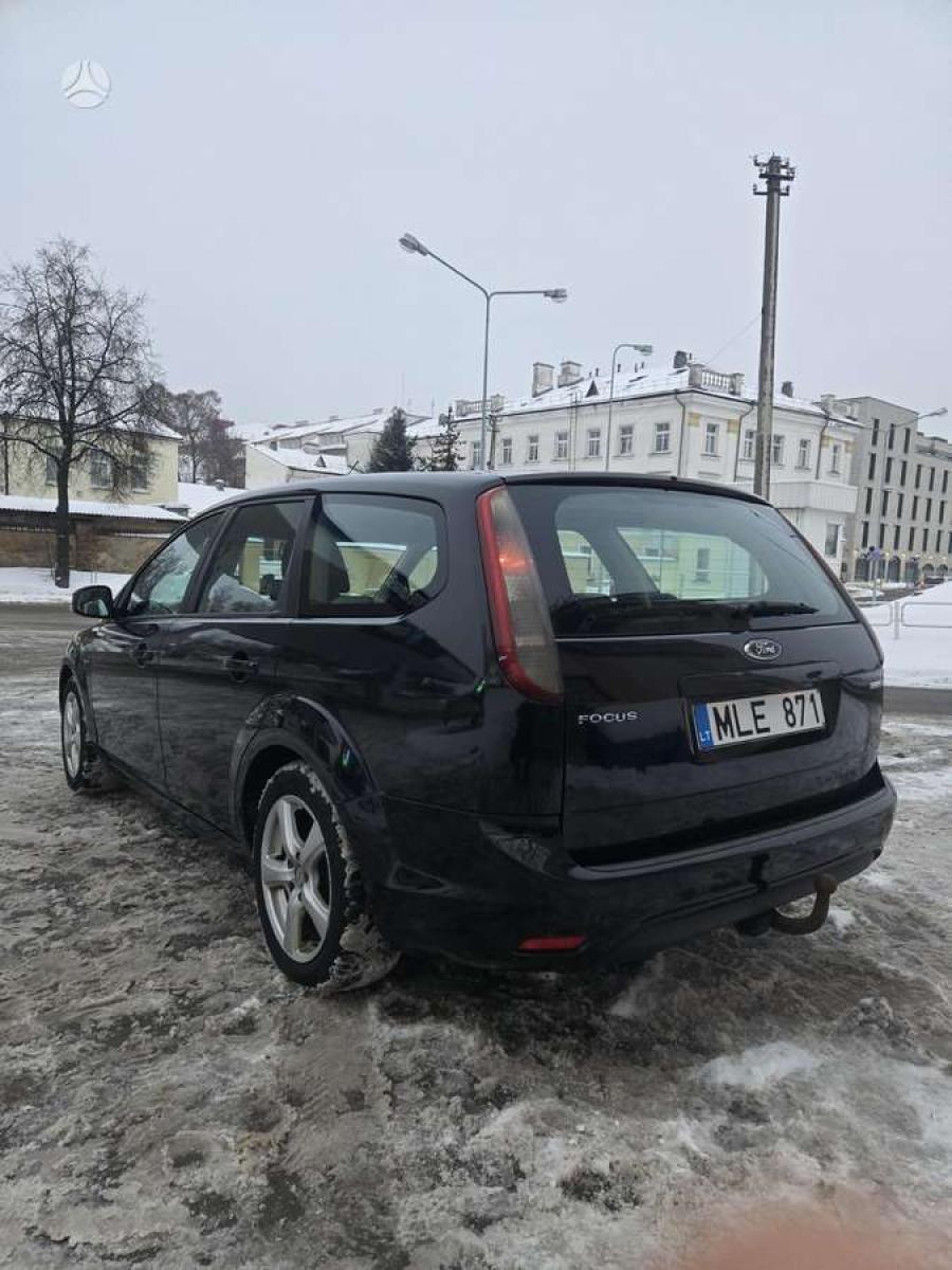 Black Ford Focus 2008 in Vilnius, with an engine capacity of 1.56 L and mileage of 278 thousand km for 1600 €, photo 11 on AUTOMOTO.COM.LV