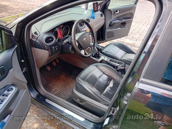 Melns Ford Focus 2008 Rapla, ar dzinēja tilpumu 1.80 L un nobraukumu 372 tūkst. km par 2500 €, foto 5 vietnē AUTOMOTO.COM.LV