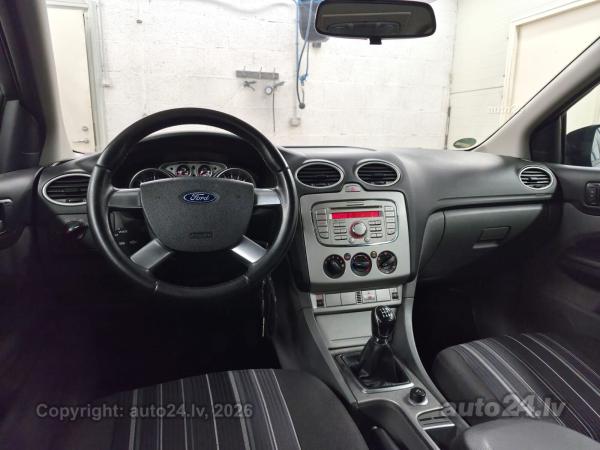 Black Ford Focus 2008 in Viljandi, with an engine capacity of 1.60 L and mileage of 256 thousand km for 2290 €, photo 3 on AUTOMOTO.COM.LV
