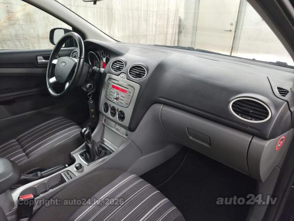 Black Ford Focus 2008 in Viljandi, with an engine capacity of 1.60 L and mileage of 256 thousand km for 2290 €, photo 4 on AUTOMOTO.COM.LV