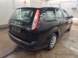 Melns Ford Focus 2008 Viljandi, ar dzinēja tilpumu 1.60 L un nobraukumu 256 tūkst. km par 2290 €, foto 12 vietnē AUTOMOTO.COM.LV