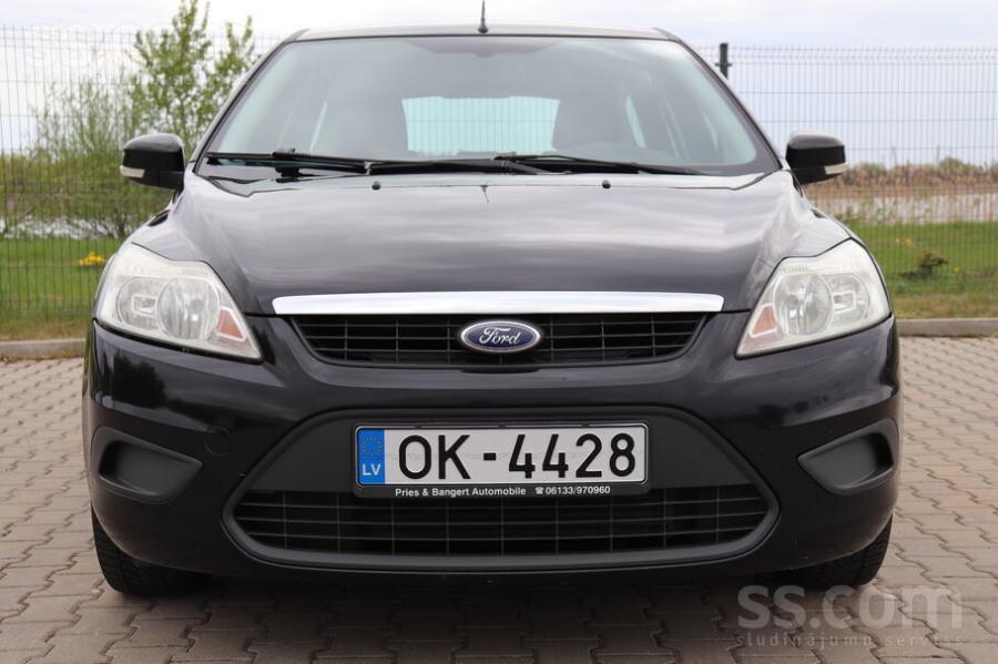 Melns Ford Focus 2008 Rīga, ar dzinēja tilpumu 1.60 L un nobraukumu 232 tūkst. km par 2700 €, foto 4 vietnē AUTOMOTO.COM.LV