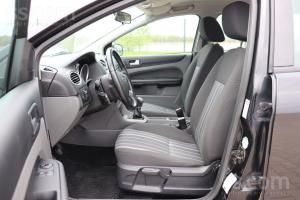 Melns Ford Focus 2008 Rīga, ar dzinēja tilpumu 1.60 L un nobraukumu 232 tūkst. km par 2700 €, foto 15 vietnē AUTOMOTO.COM.LV