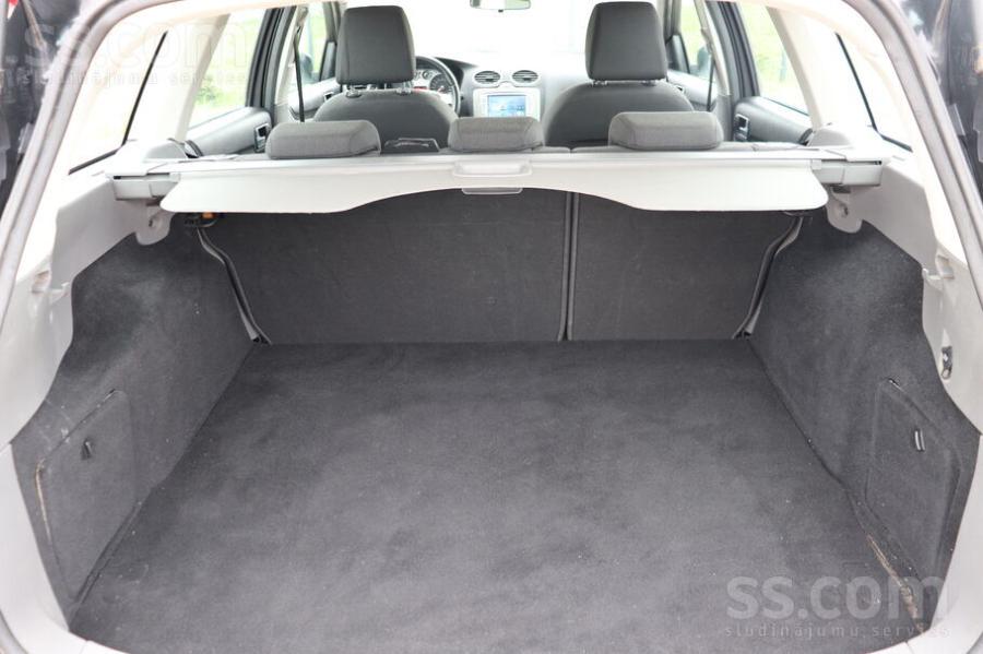 Melns Ford Focus 2008 Rīga, ar dzinēja tilpumu 1.60 L un nobraukumu 232 tūkst. km par 2700 €, foto 18 vietnē AUTOMOTO.COM.LV