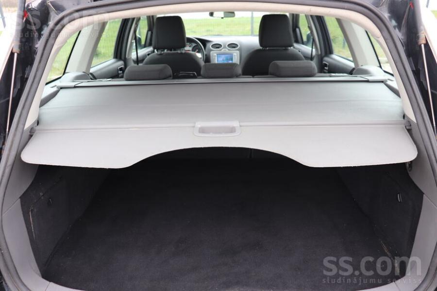 Melns Ford Focus 2008 Rīga, ar dzinēja tilpumu 1.60 L un nobraukumu 232 tūkst. km par 2700 €, foto 19 vietnē AUTOMOTO.COM.LV
