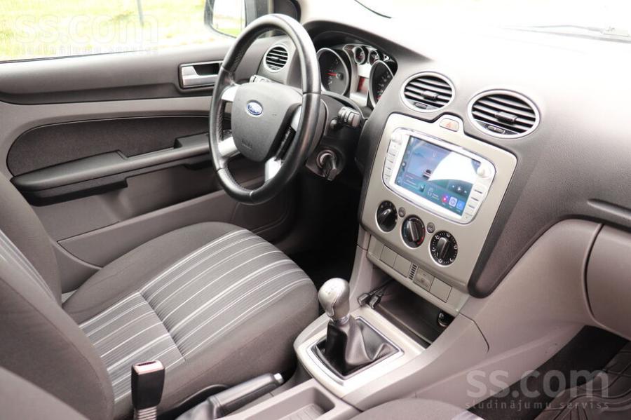 Melns Ford Focus 2008 Rīga, ar dzinēja tilpumu 1.60 L un nobraukumu 232 tūkst. km par 2700 €, foto 23 vietnē AUTOMOTO.COM.LV