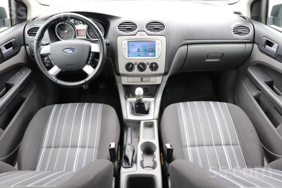Melns Ford Focus 2008 Rīga, ar dzinēja tilpumu 1.60 L un nobraukumu 232 tūkst. km par 2700 €, foto 24 vietnē AUTOMOTO.COM.LV