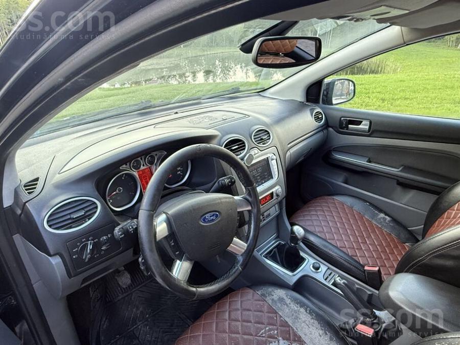 Melns Ford Focus 2008 Cēsis, ar dzinēja tilpumu 1.60 L un nobraukumu 316 tūkst. km par 1350 €, foto 7 vietnē AUTOMOTO.COM.LV