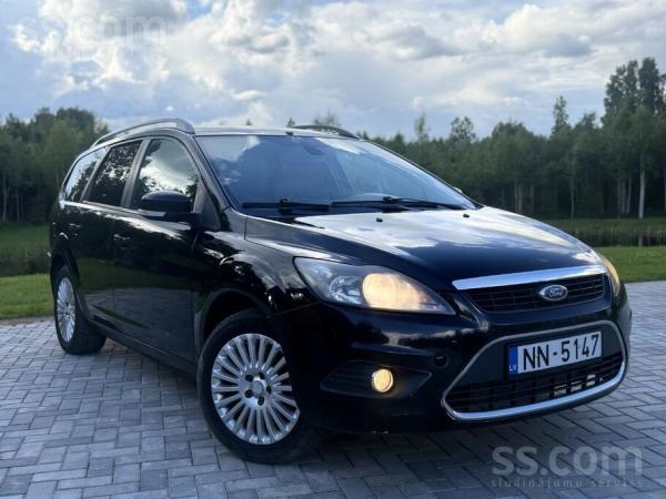 Melns Ford Focus 2008 Cēsis, ar dzinēja tilpumu 1.60 L un nobraukumu 316 tūkst. km par 1250 €, foto 2 vietnē AUTOMOTO.COM.LV