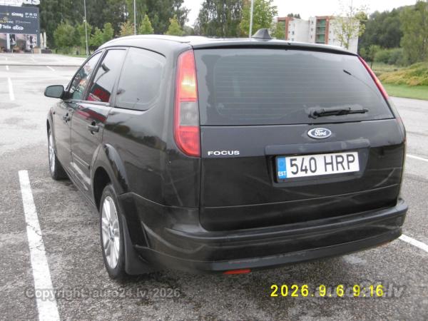 Ford Focus 2008 in Tallinn on AUTOMOTO.COM.LV Black Ford Focus 2008 in Tallinn, with an engine capacity of 1.80 L and mileage of 405 thousand km for 2200 €, photo 4 on AUTOMOTO.COM.LV