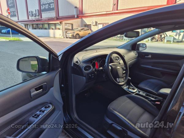 Black Ford Focus 2008 in Tallinn, with an engine capacity of 2.00 L and mileage of 329 thousand km for 2999 €, photo 10 on AUTOMOTO.COM.LV