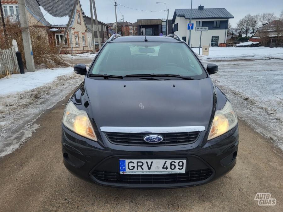 Black Ford Focus 2009 in Alytus, with an engine capacity of 1.60 L and mileage of 224 thousand km for 1650 €, photo 3 on AUTOMOTO.COM.LV