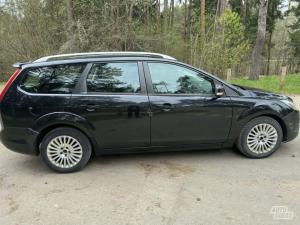 Black Ford Focus 2009 in Trakai, with an engine capacity of 1.60 L and mileage of 391 thousand km for 1000 €, photo 7 on AUTOMOTO.COM.LV