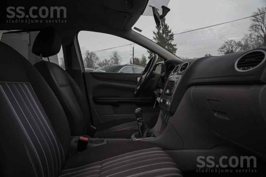 Melns Ford Focus 2009 Rīga, ar dzinēja tilpumu 1.60 L un nobraukumu 223 tūkst. km par 2590 €, foto 6 vietnē AUTOMOTO.COM.LV