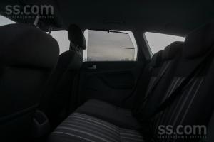 Melns Ford Focus 2009 Rīga, ar dzinēja tilpumu 1.60 L un nobraukumu 223 tūkst. km par 2590 €, foto 16 vietnē AUTOMOTO.COM.LV