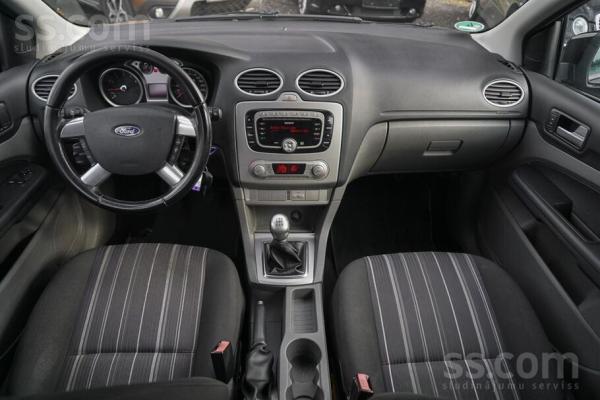 Ford Focus 2009 in Riga on AUTOMOTO.COM.LV Black Ford Focus 2009 in Riga, with an engine capacity of 1.60 L and mileage of 223 thousand km for 1990 €, photo 9 on AUTOMOTO.COM.LV