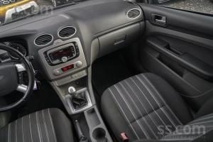Black Ford Focus 2009 in Riga, with an engine capacity of 1.60 L and mileage of 223 thousand km for 1990 €, photo 10 on AUTOMOTO.COM.LV
