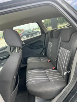 Melns Ford Focus 2009 Narva, ar dzinēja tilpumu 1.60 L un nobraukumu 320 tūkst. km par 999 €, foto 11 vietnē AUTOMOTO.COM.LV