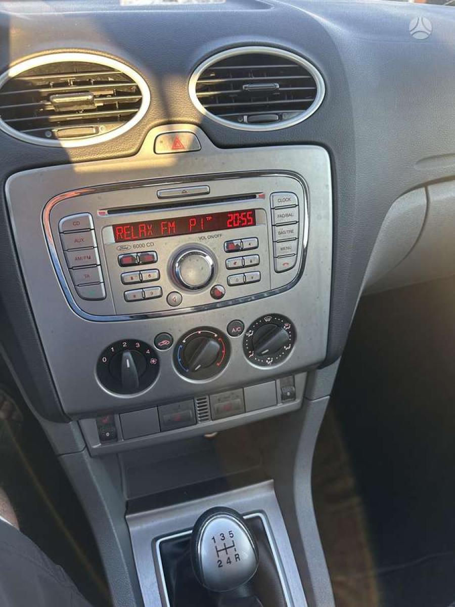 Melns Ford Focus 2009 Šauļi, ar dzinēja tilpumu 1.60 L un nobraukumu 277 tūkst. km par 2550 €, foto 29 vietnē AUTOMOTO.COM.LV