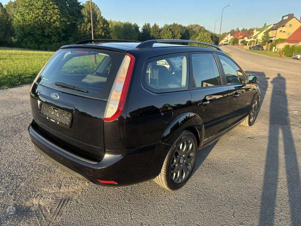 Melns Ford Focus 2009 Šauļi, ar dzinēja tilpumu 1.60 L un nobraukumu 277 tūkst. km par 2550 €, foto 9 vietnē AUTOMOTO.COM.LV