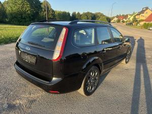 Melns Ford Focus 2009 Šauļi, ar dzinēja tilpumu 1.60 L un nobraukumu 277 tūkst. km par 2550 €, foto 10 vietnē AUTOMOTO.COM.LV