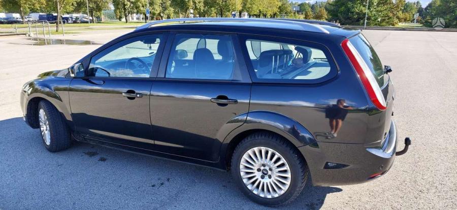 Black Ford Focus 2009 in Alytus, with an engine capacity of 1.56 L and mileage of 310 thousand km for 2100 €, photo 7 on AUTOMOTO.COM.LV