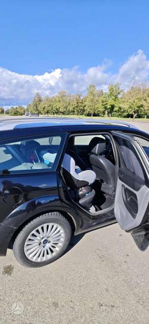 Black Ford Focus 2009 in Alytus, with an engine capacity of 1.56 L and mileage of 310 thousand km for 2100 €, photo 14 on AUTOMOTO.COM.LV