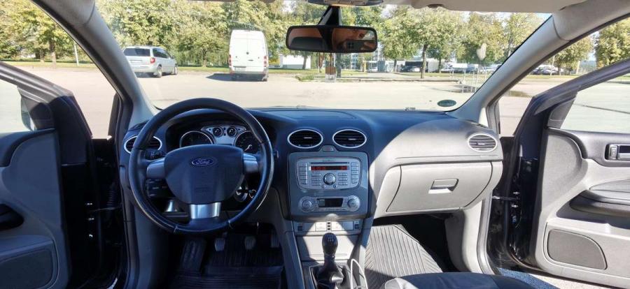 Black Ford Focus 2009 in Alytus, with an engine capacity of 1.56 L and mileage of 310 thousand km for 2100 €, photo 20 on AUTOMOTO.COM.LV