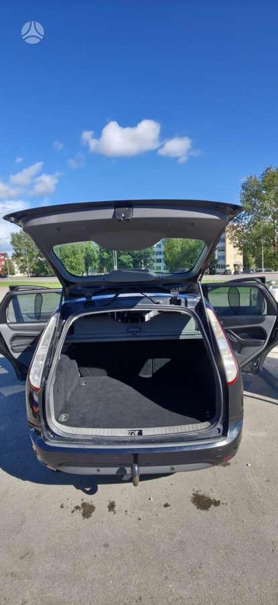 Black Ford Focus 2009 in Alytus, with an engine capacity of 1.56 L and mileage of 310 thousand km for 2100 €, photo 26 on AUTOMOTO.COM.LV