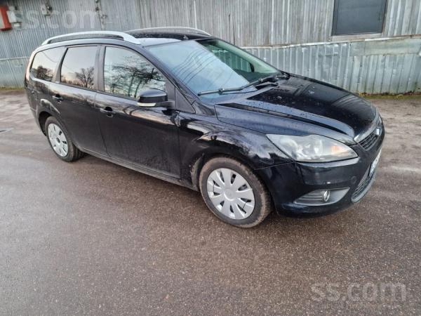Black Ford Focus 2010 in Riga, with an engine capacity of 1.60 L and mileage of 334 thousand km for 1970 €, photo 1 on AUTOMOTO.COM.LV