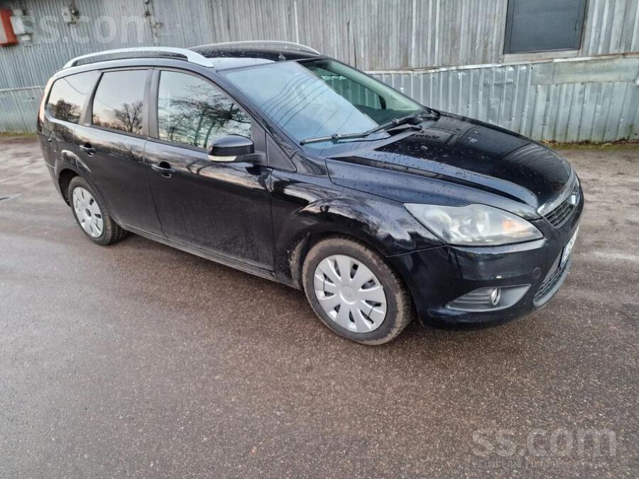 Black Ford Focus 2010 in Riga, with an engine capacity of 1.60 L and mileage of 334 thousand km for 1970 €, photo 1 on AUTOMOTO.COM.LV