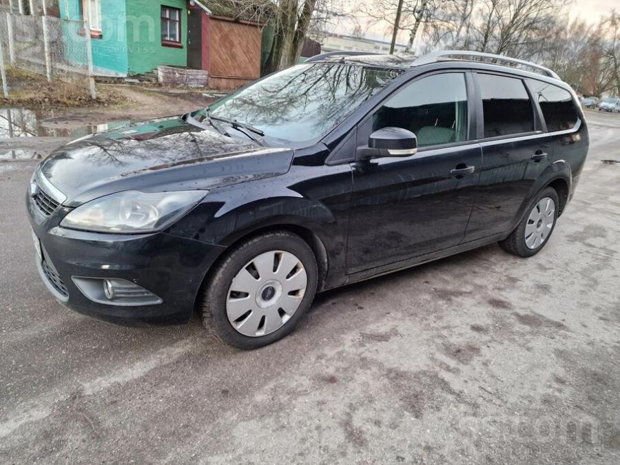 Black Ford Focus 2010 in Riga, with an engine capacity of 1.60 L and mileage of 334 thousand km for 1970 €, photo 3 on AUTOMOTO.COM.LV