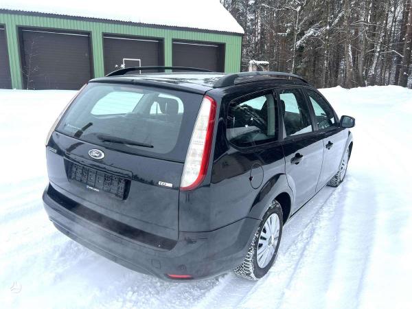 Melns Ford Focus 2010 Utena, ar dzinēja tilpumu 1.56 L un nobraukumu 290 tūkst. km par 2100 €, foto 4 vietnē AUTOMOTO.COM.LV