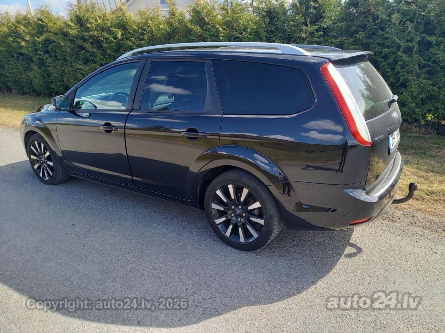 Black Ford Focus 2010 in Tallinn, with an engine capacity of 1.60 L and mileage of 176 thousand km for 3850 €, photo 5 on AUTOMOTO.COM.LV