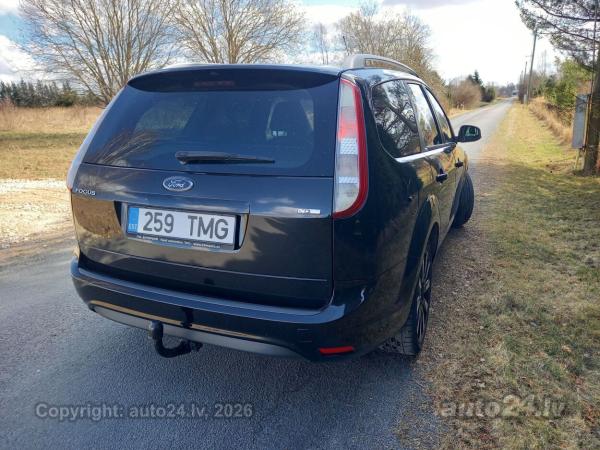 Black Ford Focus 2010 in Tallinn, with an engine capacity of 1.60 L and mileage of 176 thousand km for 3850 €, photo 5 on AUTOMOTO.COM.LV