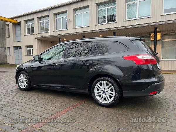 Black Ford Focus 2011 in Narva, with an engine capacity of 1.60 L and mileage of 365 thousand km for 2499 €, photo 11 on AUTOMOTO.COM.LV
