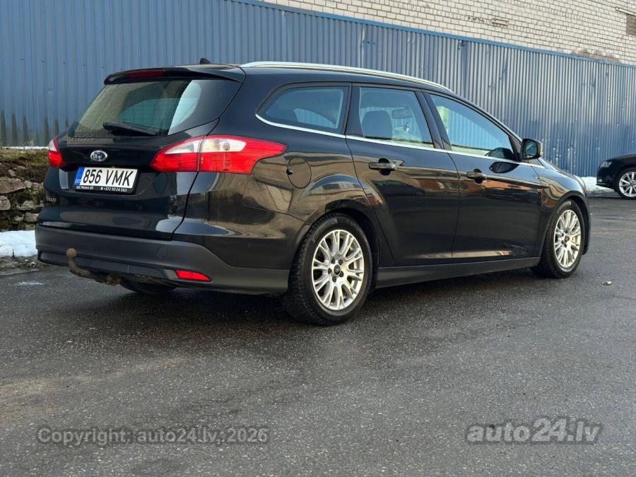 Melns Ford Focus 2011 Tallina, ar dzinēja tilpumu 1.60 L un nobraukumu 318 tūkst. km par 2499 €, foto 4 vietnē AUTOMOTO.COM.LV