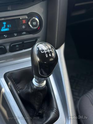 Melns Ford Focus 2011 Tallina, ar dzinēja tilpumu 1.60 L un nobraukumu 318 tūkst. km par 2499 €, foto 13 vietnē AUTOMOTO.COM.LV